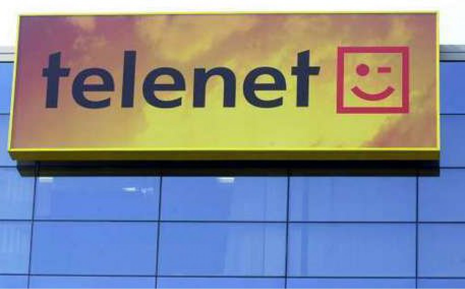 Internet en televisie via kabel wordt fors duurder | Totaal TV