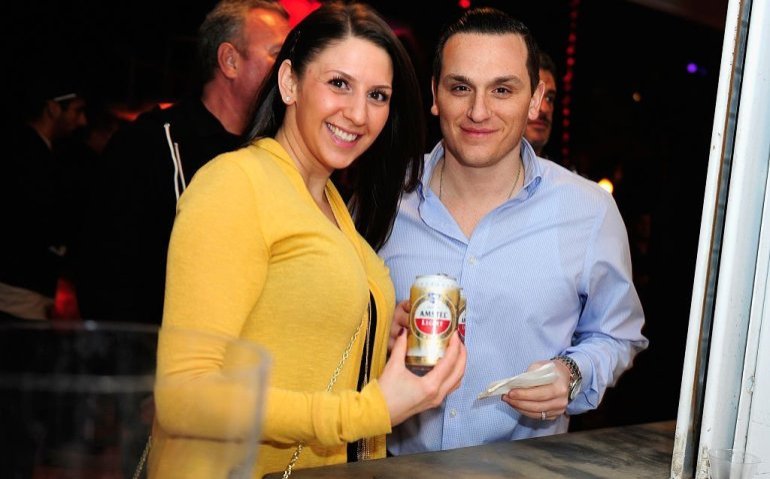 Vrienden van Amstel in meest uitgebreide vorm bij Videoland | Totaal TV