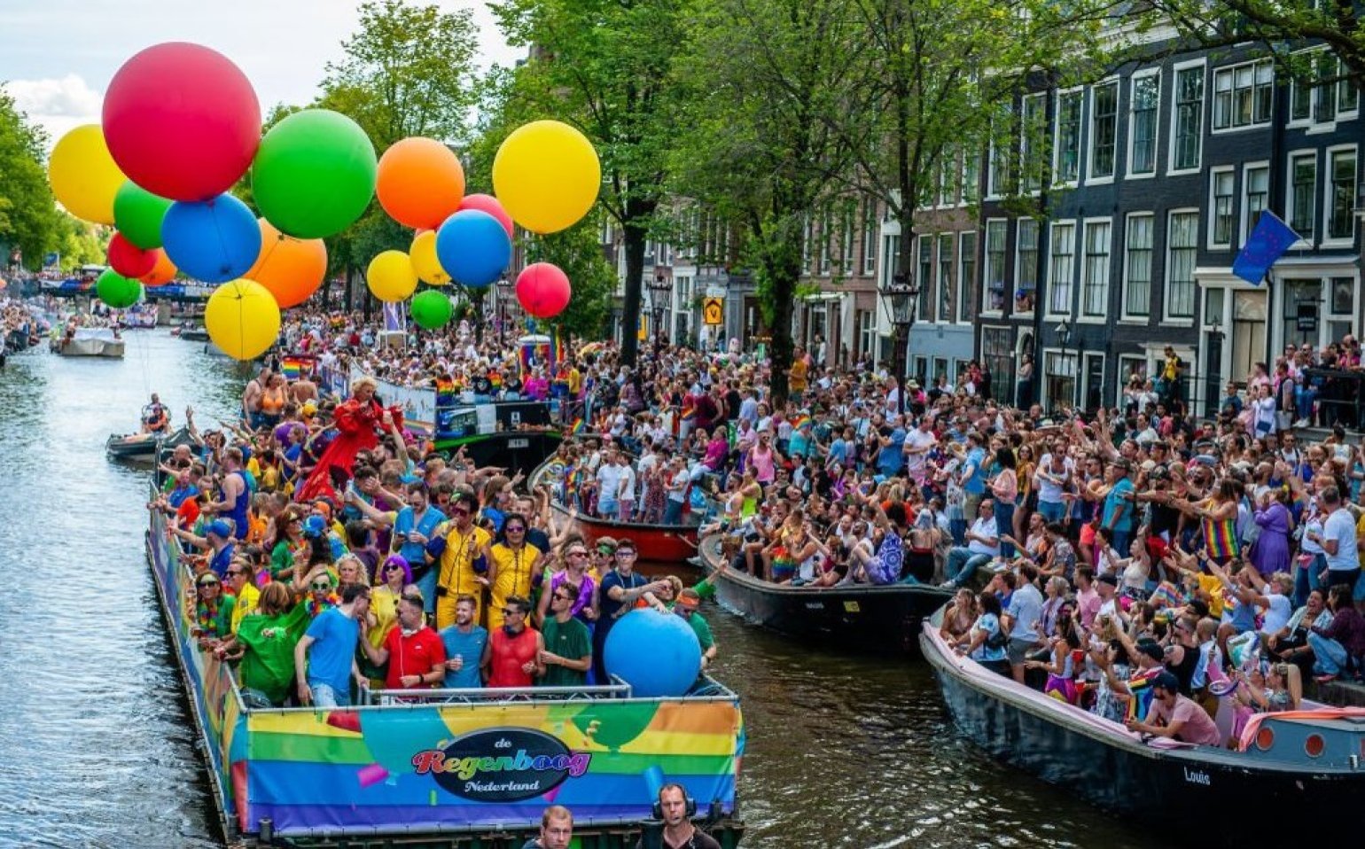 KPN brengt Pride Amsterdam uitgebreid gratis in huiskamer | Totaal TV